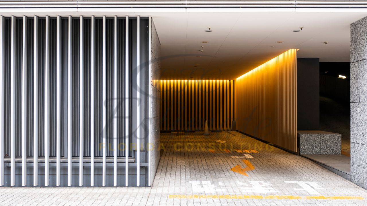 Living Room Wall Design Aventura - Estimate Florida Consulting